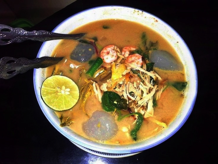 Kapurung Lezat Dan Kenyal - NGETREN